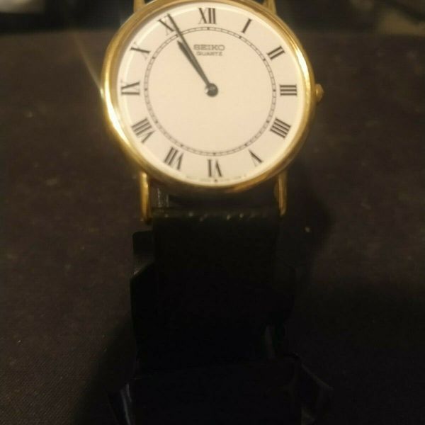 Vintage Mens Seiko Quartz 5Y30-7000 New Battery Runs Good | WatchCharts