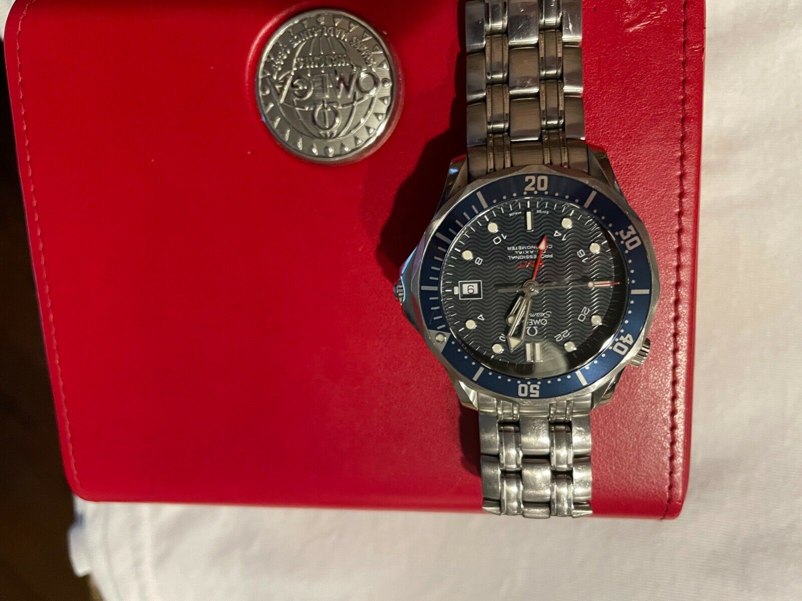 Omega Seamaster GMT 41 Steel Dark Navy Blue Dial mens watch 2535.80.00 | WatchCharts Marketplace