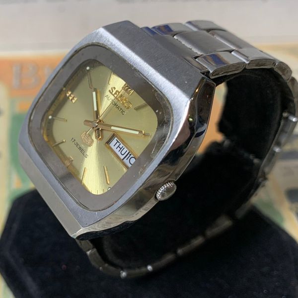 UNUSUAL 1983 Seiko 37mm 6309-8230 TV Screen Dial Automatic Day Date ...