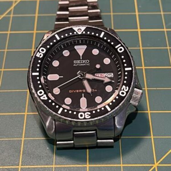Seiko SKX007K Seiko SKX007 With Extra Straps | WatchCharts