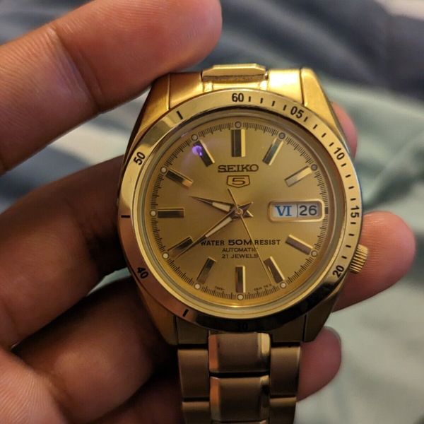 Seiko 5 Sport Automatic Gold, Roman numeral date window, Sunburst dial ...