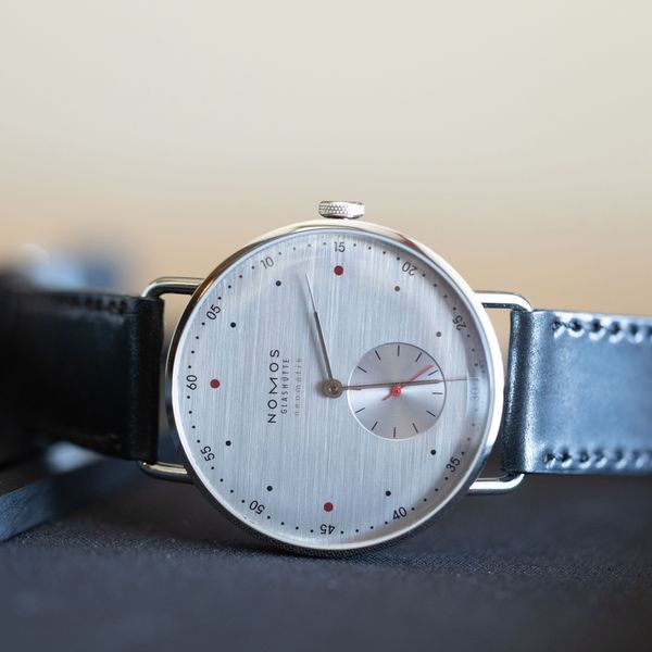 NOMOS Metro Neomatik 39 Silvercut Automatic Watch Pristine Ref. 1114 ...