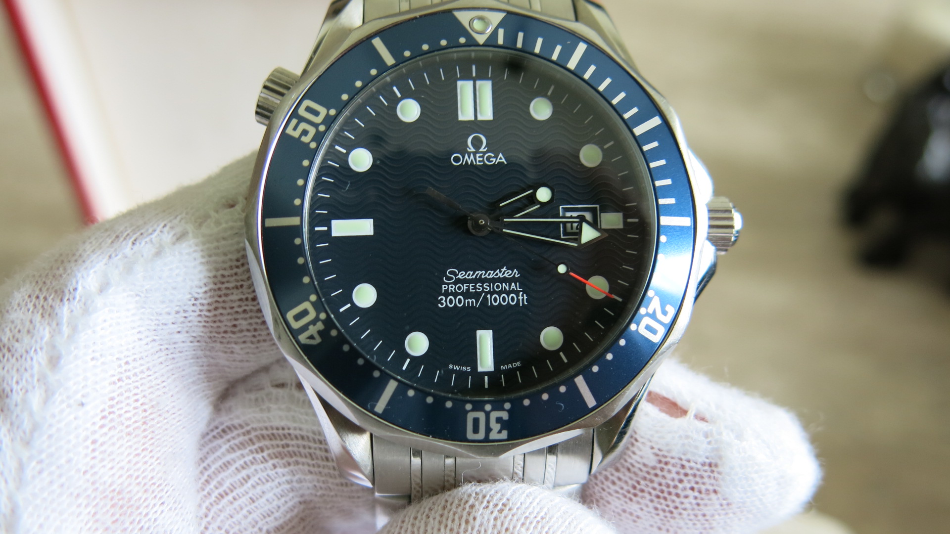 Omega Seamaster 300 James Bond Blue Goldeneye 2541.80 Quartz w Box ...