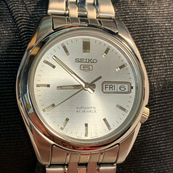 Seiko Series 5 Automatic Silver Dial Men's Watch SNK355 | WatchCharts