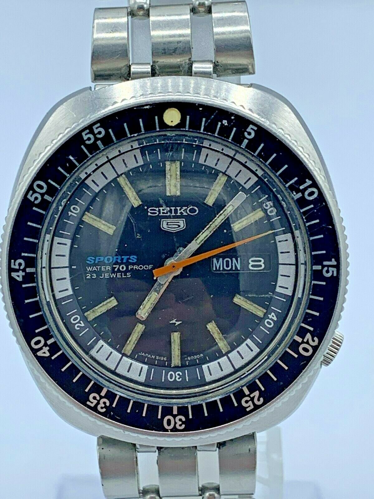 Vintage Seiko 5 Sports 5126-6030 23 Jewels Men's Watch Used Water70 ...
