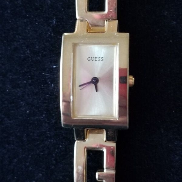 Guess Gold Tone Watch I70402L3 G-Link Band 5.75" Max Size New Battery ...