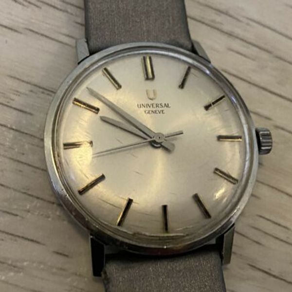 Vintage rare Universal Geneve Vanguard cal. 1107 Steel Watch | WatchCharts