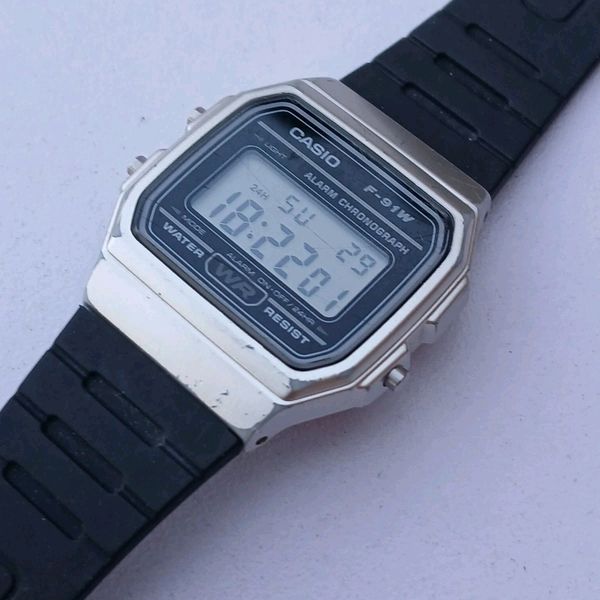 Casio F-91W Grey Digital Watch - Water Resistant | WatchCharts Marketplace