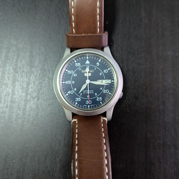 Seiko 5 SNK807 Automatic Watch | WatchCharts Marketplace