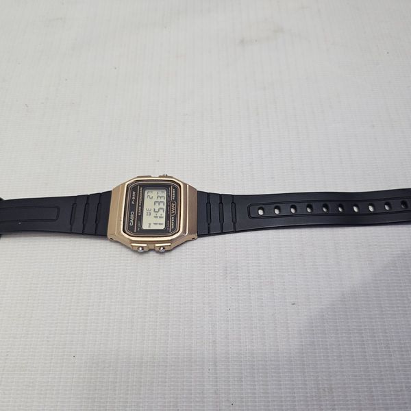 Casio Montre digital F-91W 593 Gold Black | WatchCharts Marketplace