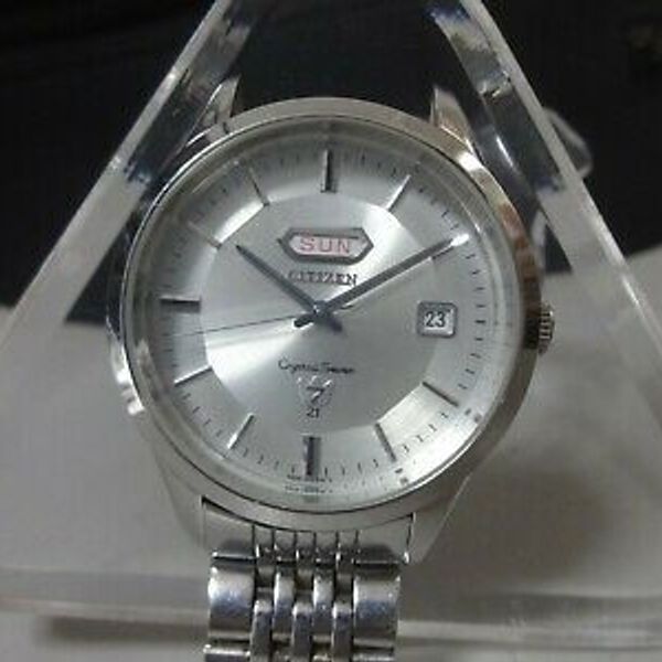 Japan 2001 CITIZEN Automatic watch [Crystal Seven 7] 21 Jewels Cal.8200 | WatchCharts Marketplace