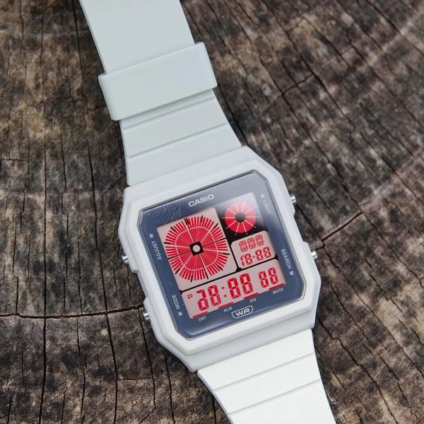 Custom Casio LF-20W Tokyo Strawberry - Casio Twin Graph Beige - Red ...
