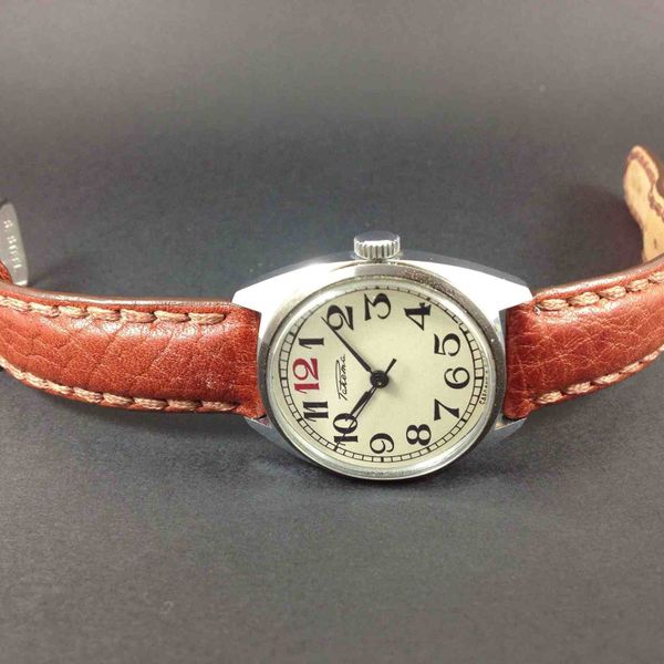 FS: Vintage 1980s Raketa Red 12 | WatchCharts Marketplace