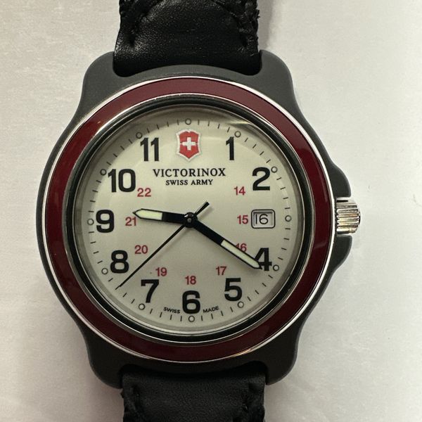 Victorinox Swiss Army quartz field watch canvas and leather strap ...