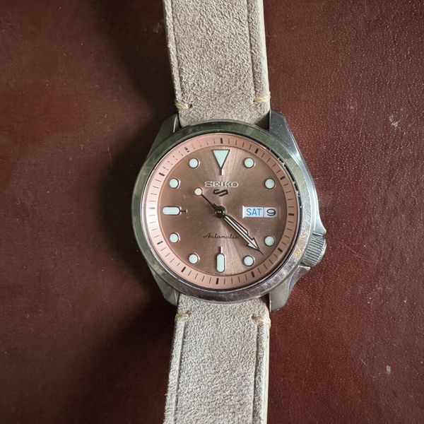 [WTS] Seiko 5 SRPE Salmon Dial Watch | WatchCharts Marketplace