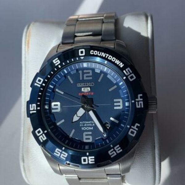 Seiko 5 Sports Watch SRPB81K1 | WatchCharts