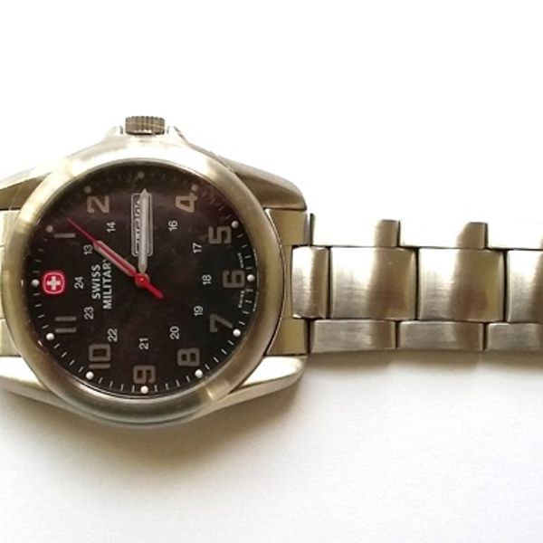 SOLD: Wenger Genuine Swiss Army Quartz Field Watch, Model 096.1009 ...