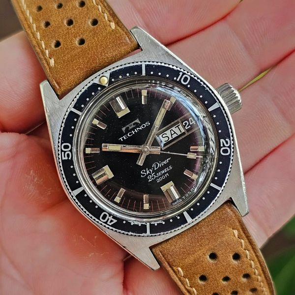 Vintage Technos Sky Diver Compressor | WatchCharts Marketplace