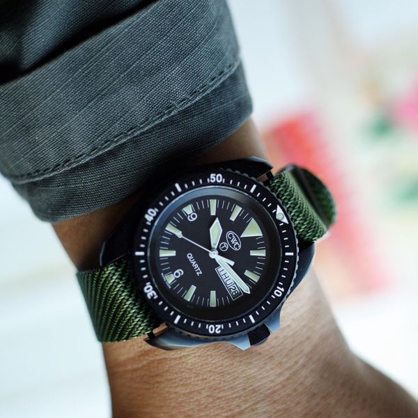 [WTS] CWC British SBS Diver // Box and 2019 card | WatchCharts