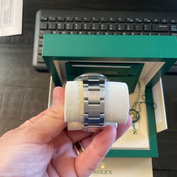 [WTS] 2021 Rolex Perpetual 36 12600. Mint. | WatchCharts