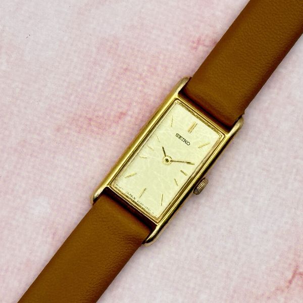 Vintage Seiko 2E20-6129 Tank Watch â Gold Tone â Caramel Strap â As-Is ...