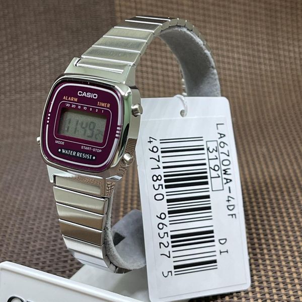 Casio LA670WA-4D Classic Vintage Stainless Steel Digital Maroon Dial ...