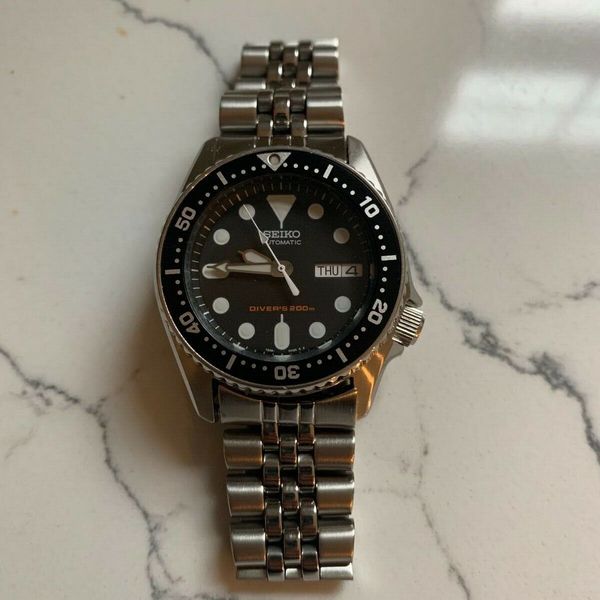 Seiko SKX013K2 38mm dive watch | WatchCharts