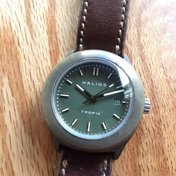 FS: Halios Tropik B Green Dial | WatchCharts Marketplace