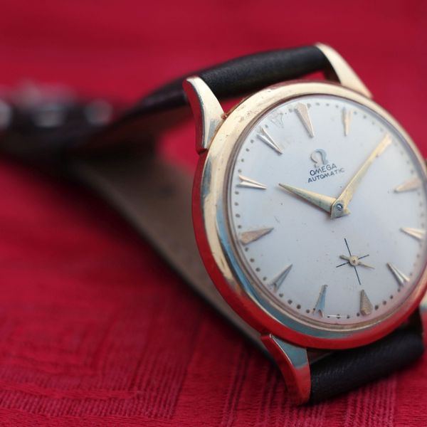 Omega automatic watch, cal. 490 â Circa 1950 â 10K gf - From Canada ...