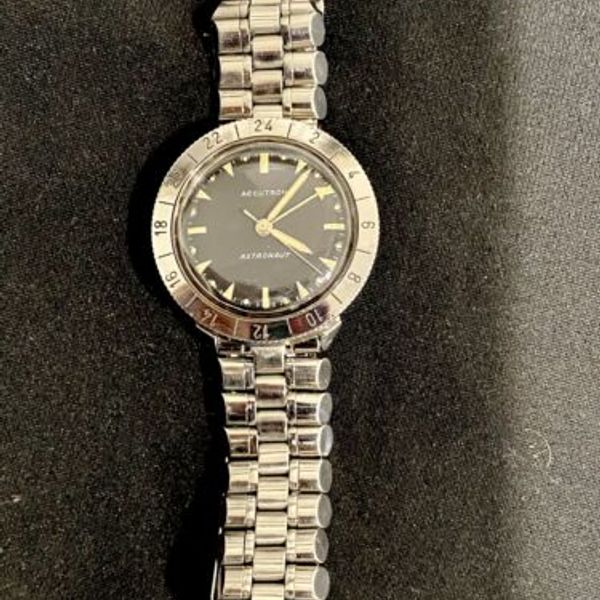 Bulova Accutron Astronaut M4 Watch W/JB Champion Bullet Band | WatchCharts