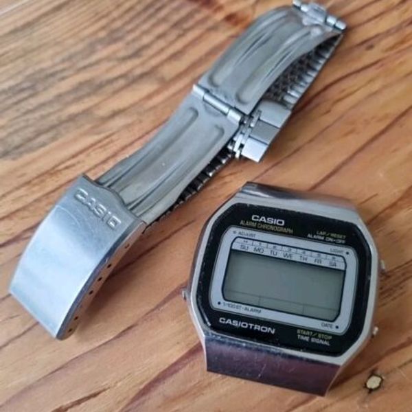 Vintage Casio 46CS-27 Casiotron Digital LCD Chrono-Alarm Men's Watch.Not Working | WatchCharts ...