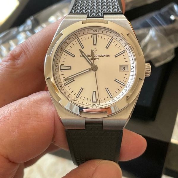FS: Vacheron Constantin Overseas 4500v Silver dial. Excellent full set ...