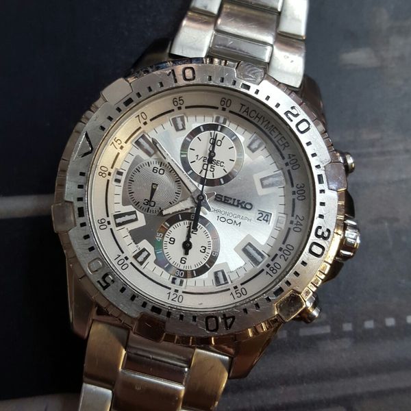 Seiko Chronograph Stainless Steel Watch (2010 model) | WatchCharts