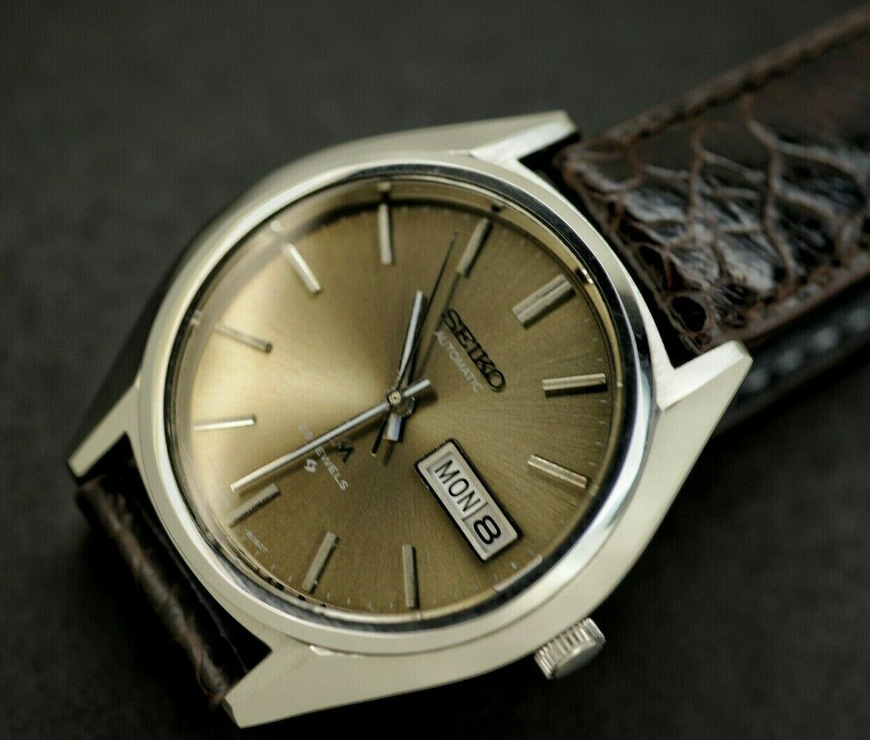 Seiko Lord Matic (5606-8031) Market Price | WatchCharts