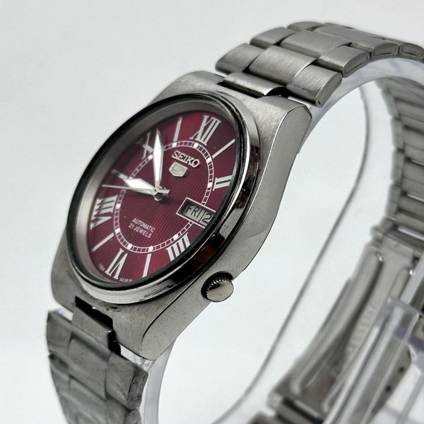 Seiko 5 Sports Automatic 21 Jewels Day/Date Roman Numeral Red Men's ...