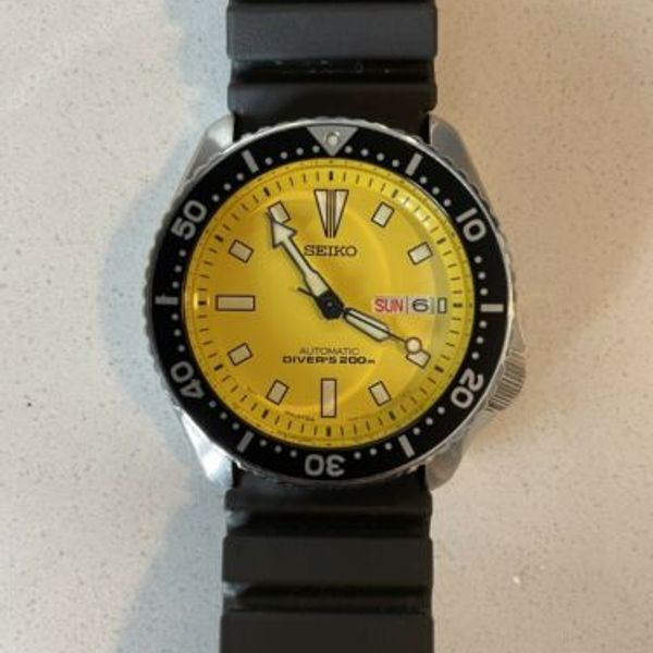 Seiko SKXA35 Bumblebee Yellow Divers Watch | WatchCharts Marketplace