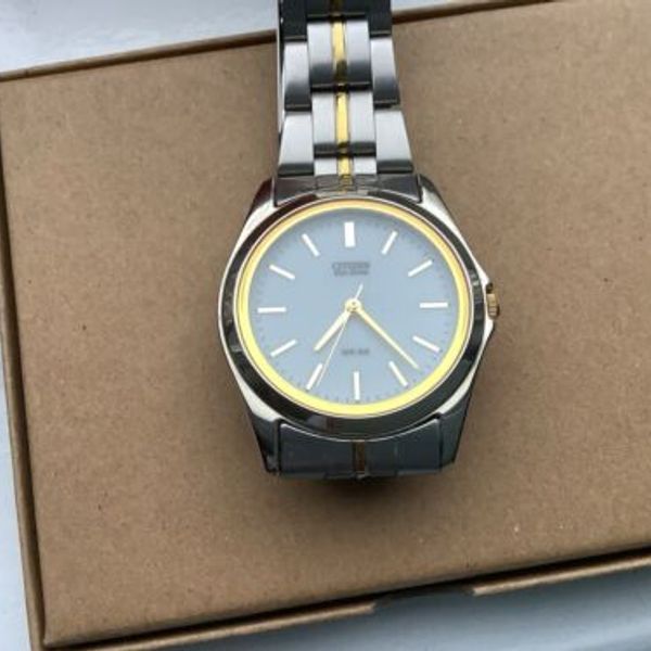Citizen Eco Drive WR 50 Gents Unisex Gold & Silver Wristwatch Fab ...