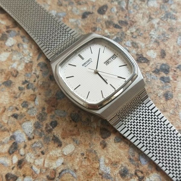 Vintage Seiko Quartz JDM 5933 5040 January 1981 Kanji Textured Dial ...