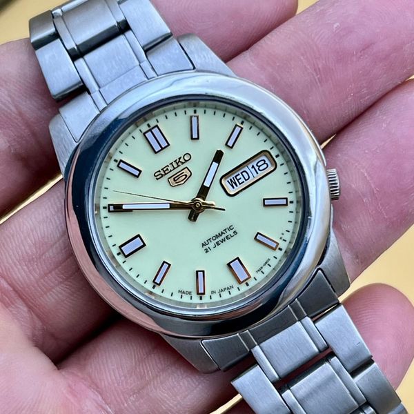 Vintage Seiko 5 Automatic Mens 21 Jewels Watch | WatchCharts Marketplace