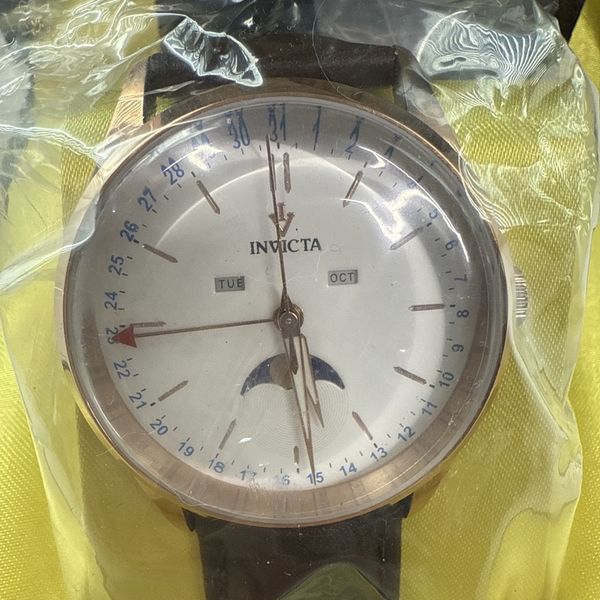 Invicta Vintage Boy Model 37076 - Men's Watch Quartz Moon Phase Leather ...
