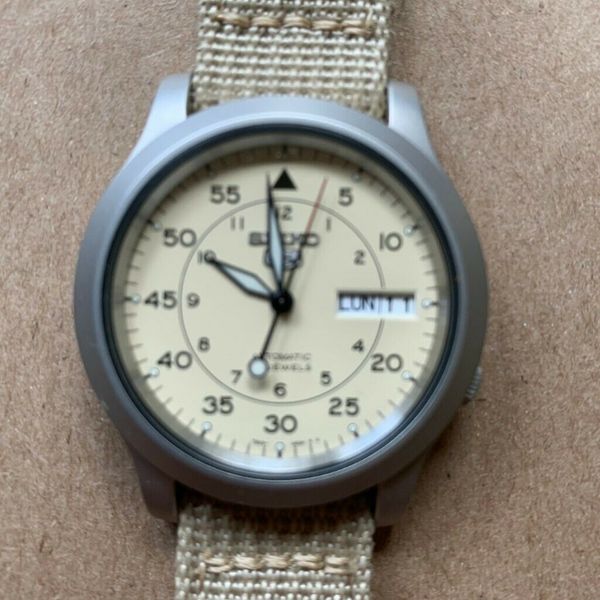 Seiko Men's SNK803 Seiko 5 Automatic Watch with Beige Canvas Strap ...