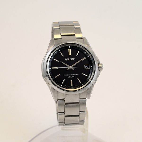 SEIKO Radio-Controlled Solar Watch Model: 7B24-0BN0 Case Size: 40mm ...