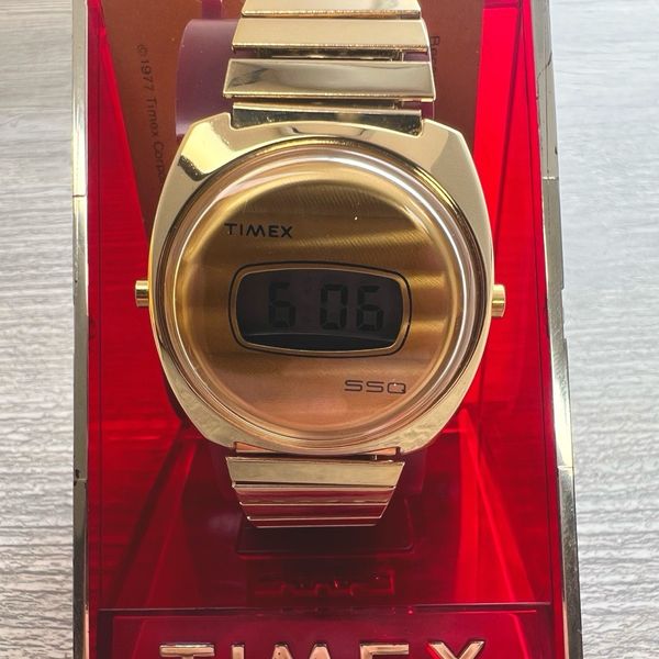 Timex SSQ Digital Mens watch Gold tone Full set | WatchCharts Marketplace