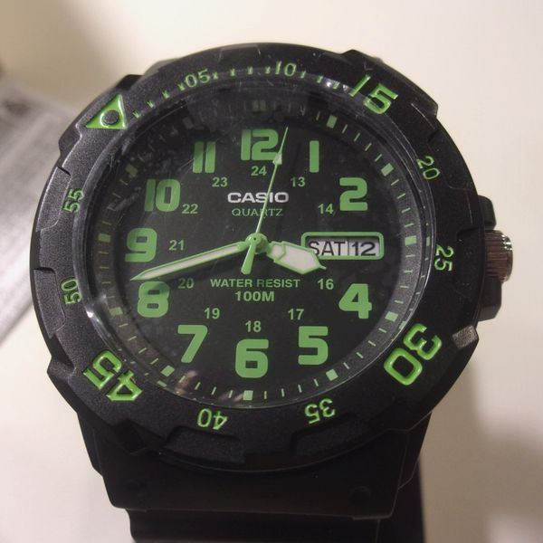 Casio MRW-200H-3BVCF. Quartz. Green numbers. 41mm. Rotating bezel. New ...