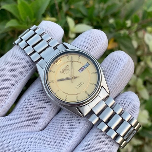 Vintage Seiko 5 Automatic 17 jewels Made in Japan Menâ s Watch 7009-876J | WatchCharts Marketplace