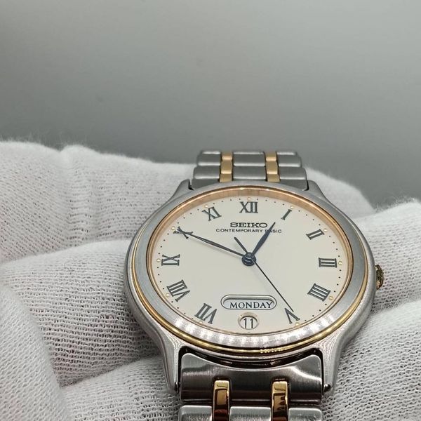 Vintage SEIKO 5H23-6B90 Day-Date Roman White Dial Gold Silver Quartz ...