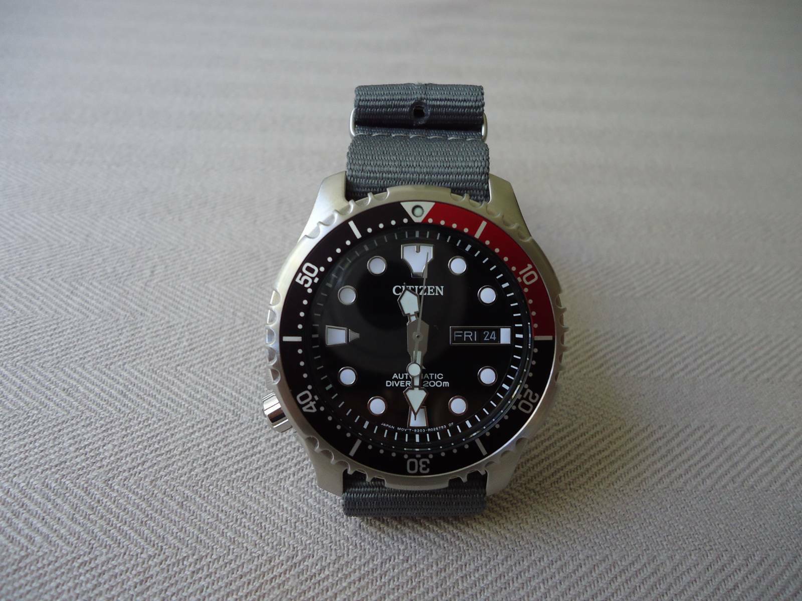 Citizen Promaster NY0085-19E automatic dive watch w. nato straps-new ...