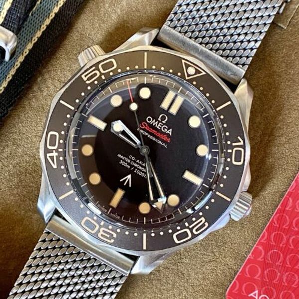 Omega Seamaster Diver 300 M 007 James Bond Titanium BOX PAPERS NATO ...
