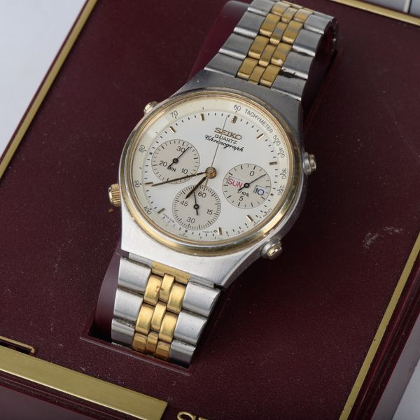 Vintage Seiko Quartz Chronograph Date TwoTone Mens Watch 37" - Running ...