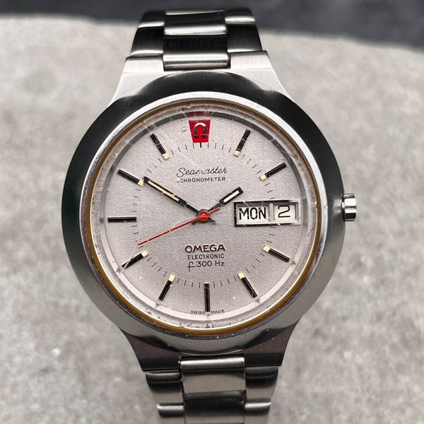 OMEGA SEAMASTER CHRONOMETER DAY DATE ELECTRONIC F300HZ CONE CAL 1260 ...